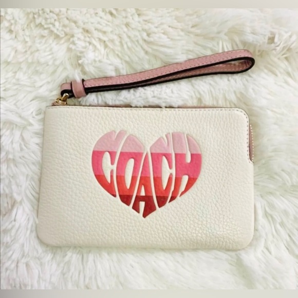 Coach | Bags | Coach Heart Logo Small Leather Wristlet Wallet White ...